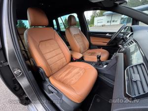 Beige Volkswagen Golf Sportsvan 2015 in Paide, with an engine capacity of 1.60 L and mileage of 219 thousand km for 8590 €, photo 11 on AUTOMOTO.COM.LV