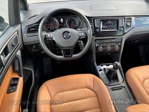 Beige Volkswagen Golf Sportsvan 2015 in Paide, with an engine capacity of 1.60 L and mileage of 219 thousand km for 8590 €, photo 12 on AUTOMOTO.COM.LV