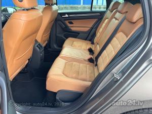 Beige Volkswagen Golf Sportsvan 2015 in Paide, with an engine capacity of 1.60 L and mileage of 219 thousand km for 8590 €, photo 15 on AUTOMOTO.COM.LV