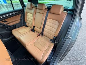 Beige Volkswagen Golf Sportsvan 2015 in Paide, with an engine capacity of 1.60 L and mileage of 219 thousand km for 8590 €, photo 16 on AUTOMOTO.COM.LV