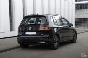 Melns Volkswagen Golf Sportsvan 2019 Viļņa, ar dzinēja tilpumu 1.50 L un nobraukumu 105 tūkst. km par 16850 €, foto  vietnē AUTOMOTO.COM.LV