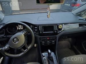 Melns Volkswagen Golf Sportsvan 2014 Rīga, ar dzinēja tilpumu 1.60 L un nobraukumu 208 tūkst. km par 9000 €, foto 5 vietnē AUTOMOTO.COM.LV