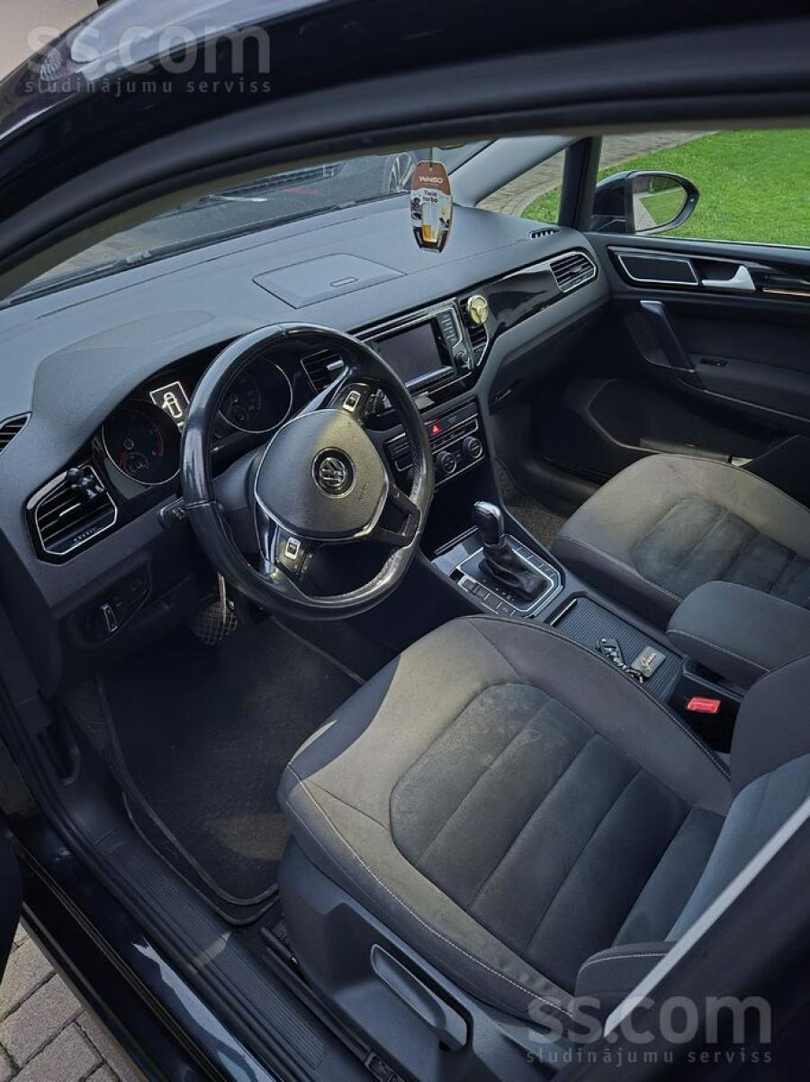 Melns Volkswagen Golf Sportsvan 2014 Rīga, ar dzinēja tilpumu 1.60 L un nobraukumu 208 tūkst. km par 9000 €, foto 7 vietnē AUTOMOTO.COM.LV