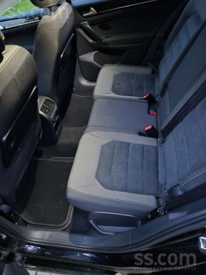 Melns Volkswagen Golf Sportsvan 2014 Rīga, ar dzinēja tilpumu 1.60 L un nobraukumu 208 tūkst. km par 9000 €, foto 8 vietnē AUTOMOTO.COM.LV