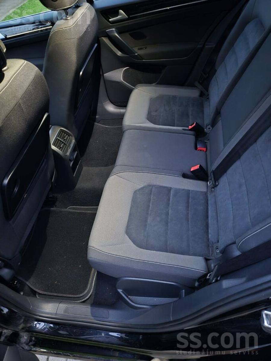 Melns Volkswagen Golf Sportsvan 2014 Rīga, ar dzinēja tilpumu 1.60 L un nobraukumu 208 tūkst. km par 9000 €, foto 8 vietnē AUTOMOTO.COM.LV