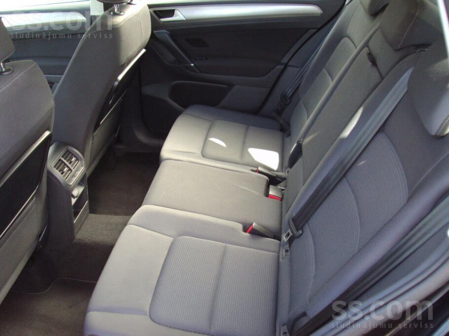 Melns Volkswagen Golf Sportsvan 2014 Rīga, ar dzinēja tilpumu 1.40 L un nobraukumu 116 tūkst. km par 10500 €, foto 6 vietnē AUTOMOTO.COM.LV