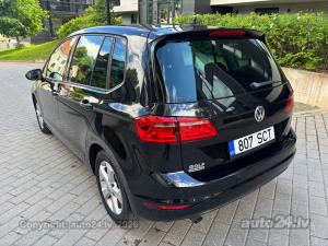 Черный Фольксваген Гольф Спортсван 2015 в Тарту, объемом двигателя 1.60 л и пробегом 195 тыс. км за 7495 €, фото 7 на AUTOMOTO.COM.LV