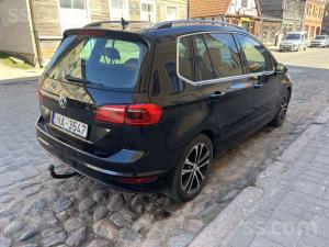 Melns Volkswagen Golf Sportsvan 2015 Jelgava, ar dzinēja tilpumu 1.60 L un nobraukumu 0 tūkst. km par 5590 €, foto 4 vietnē AUTOMOTO.COM.LV