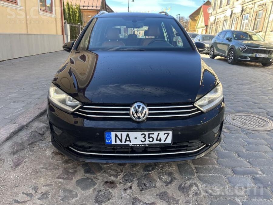 Melns Volkswagen Golf Sportsvan 2015 Jelgava, ar dzinēja tilpumu 1.60 L un nobraukumu 0 tūkst. km par 5590 €, foto 6 vietnē AUTOMOTO.COM.LV