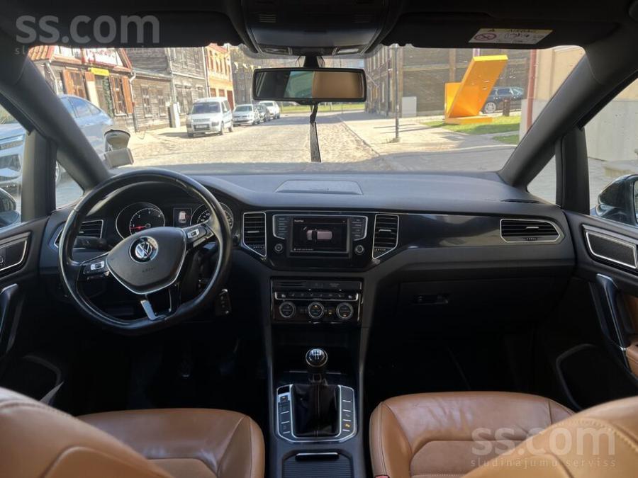 Melns Volkswagen Golf Sportsvan 2015 Jelgava, ar dzinēja tilpumu 1.60 L un nobraukumu 0 tūkst. km par 5590 €, foto 14 vietnē AUTOMOTO.COM.LV