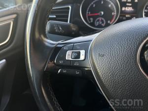 Melns Volkswagen Golf Sportsvan 2015 Jelgava, ar dzinēja tilpumu 1.60 L un nobraukumu 0 tūkst. km par 5590 €, foto 19 vietnē AUTOMOTO.COM.LV