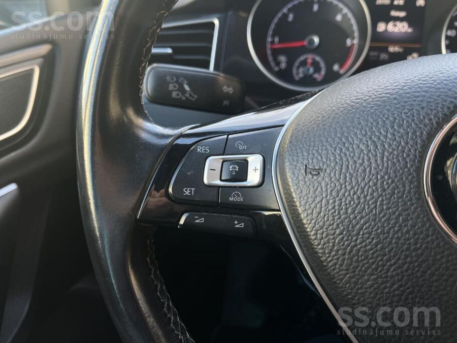 Melns Volkswagen Golf Sportsvan 2015 Jelgava, ar dzinēja tilpumu 1.60 L un nobraukumu 0 tūkst. km par 5590 €, foto 19 vietnē AUTOMOTO.COM.LV