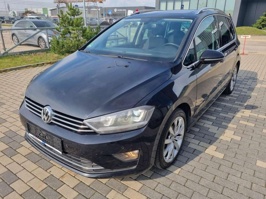 Melns Volkswagen Golf Sportsvan 2015 Šauļi, ar dzinēja tilpumu 1.97 L un nobraukumu 259 tūkst. km par 7900 €, foto 1 vietnē AUTOMOTO.COM.LV