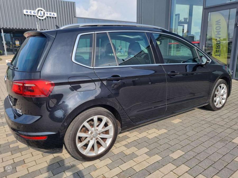 Melns Volkswagen Golf Sportsvan 2015 Šauļi, ar dzinēja tilpumu 1.97 L un nobraukumu 259 tūkst. km par 7900 €, foto 8 vietnē AUTOMOTO.COM.LV