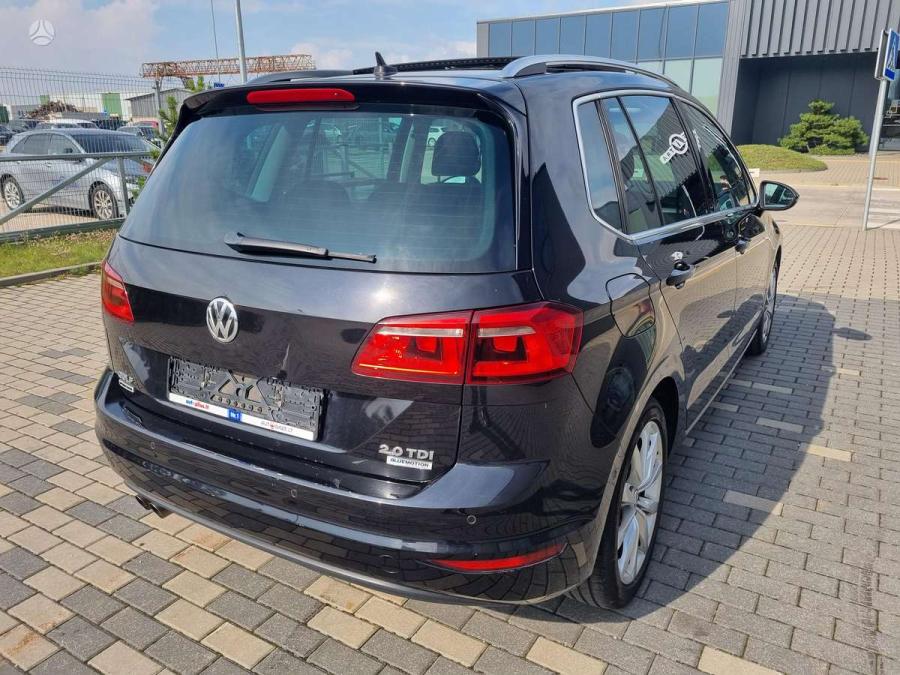 Melns Volkswagen Golf Sportsvan 2015 Šauļi, ar dzinēja tilpumu 1.97 L un nobraukumu 259 tūkst. km par 7900 €, foto 9 vietnē AUTOMOTO.COM.LV