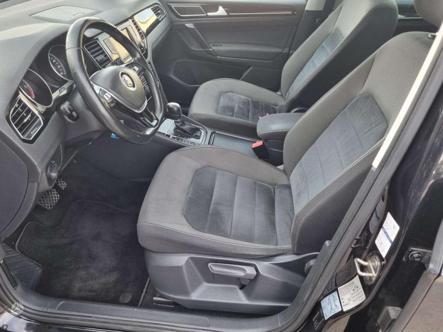 Melns Volkswagen Golf Sportsvan 2015 Šauļi, ar dzinēja tilpumu 1.97 L un nobraukumu 259 tūkst. km par 7900 €, foto 17 vietnē AUTOMOTO.COM.LV