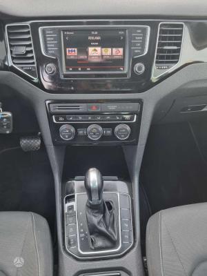 Melns Volkswagen Golf Sportsvan 2015 Šauļi, ar dzinēja tilpumu 1.97 L un nobraukumu 259 tūkst. km par 7900 €, foto 24 vietnē AUTOMOTO.COM.LV