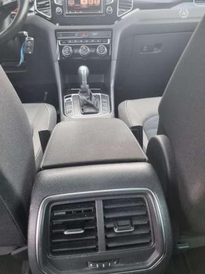 Melns Volkswagen Golf Sportsvan 2015 Šauļi, ar dzinēja tilpumu 1.97 L un nobraukumu 259 tūkst. km par 7900 €, foto 30 vietnē AUTOMOTO.COM.LV