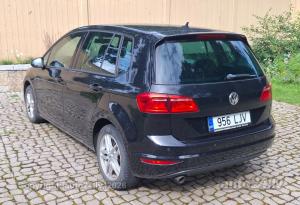Black Volkswagen Golf Sportsvan 2015 in Narva, with an engine capacity of 1.60 L and mileage of 89 thousand km for 8000 €, photo 3 on AUTOMOTO.COM.LV