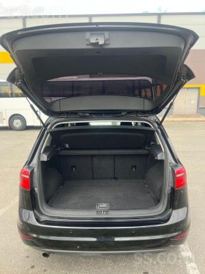 Melns Volkswagen Golf Sportsvan 2018 Rīga, ar dzinēja tilpumu 1.60 L un nobraukumu 275 tūkst. km par 7500 €, foto 8 vietnē AUTOMOTO.COM.LV