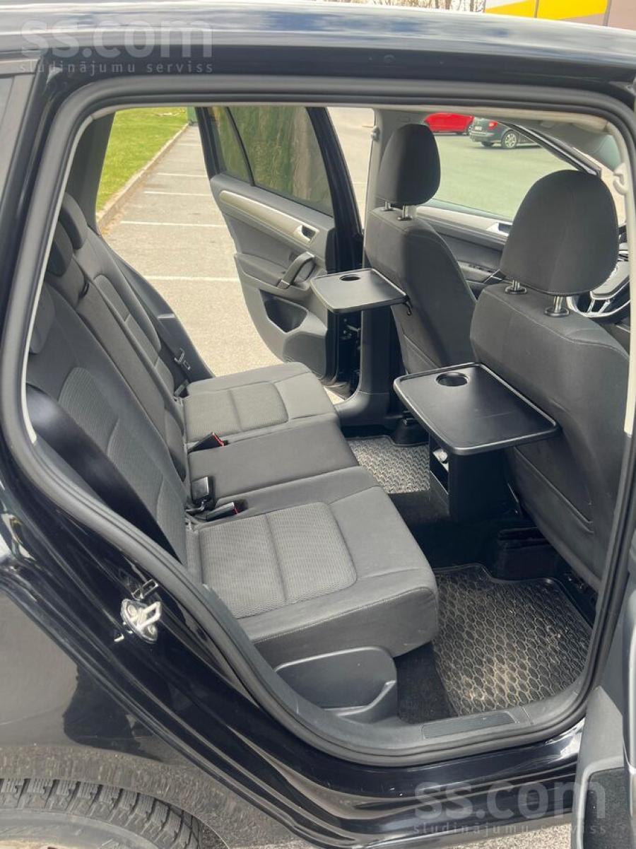 Melns Volkswagen Golf Sportsvan 2018 Rīga, ar dzinēja tilpumu 1.60 L un nobraukumu 275 tūkst. km par 7500 €, foto 10 vietnē AUTOMOTO.COM.LV