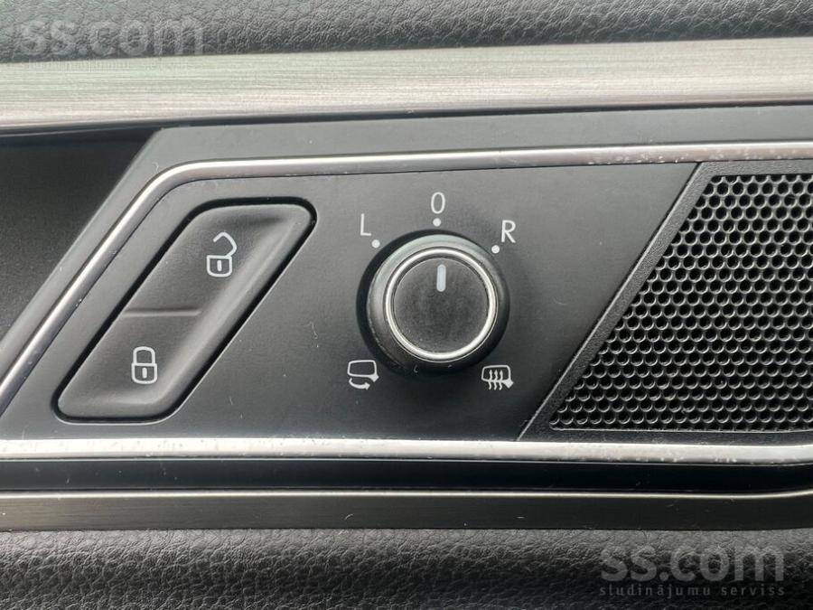 Melns Volkswagen Golf Sportsvan 2018 Rīga, ar dzinēja tilpumu 1.60 L un nobraukumu 275 tūkst. km par 7500 €, foto 23 vietnē AUTOMOTO.COM.LV