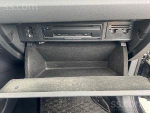 Melns Volkswagen Golf Sportsvan 2018 Rīga, ar dzinēja tilpumu 1.60 L un nobraukumu 275 tūkst. km par 7500 €, foto 24 vietnē AUTOMOTO.COM.LV