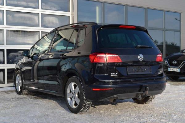 Black Volkswagen Golf Sportsvan 2014 in Vilnius, with an engine capacity of 1.60 L and mileage of 228 thousand km for 7500 €, photo 7 on AUTOMOTO.COM.LV