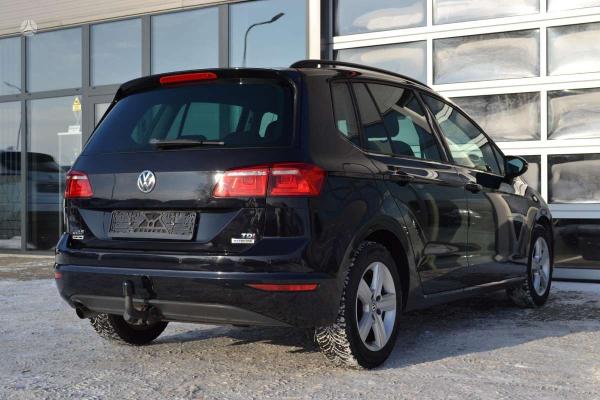 Black Volkswagen Golf Sportsvan 2014 in Vilnius, with an engine capacity of 1.60 L and mileage of 228 thousand km for 7500 €, photo 9 on AUTOMOTO.COM.LV