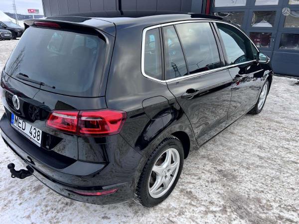 Melns Volkswagen Golf Sportsvan 2014 Kauņa, ar dzinēja tilpumu 1.97 L un nobraukumu 249 tūkst. km par 7250 €, foto 4 vietnē AUTOMOTO.COM.LV