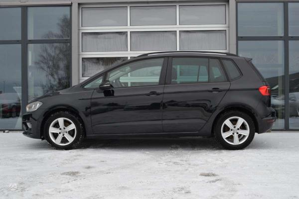 Black Volkswagen Golf Sportsvan 2014 in Vilnius, with an engine capacity of 1.60 L and mileage of 229 thousand km for 7000 €, photo 6 on AUTOMOTO.COM.LV