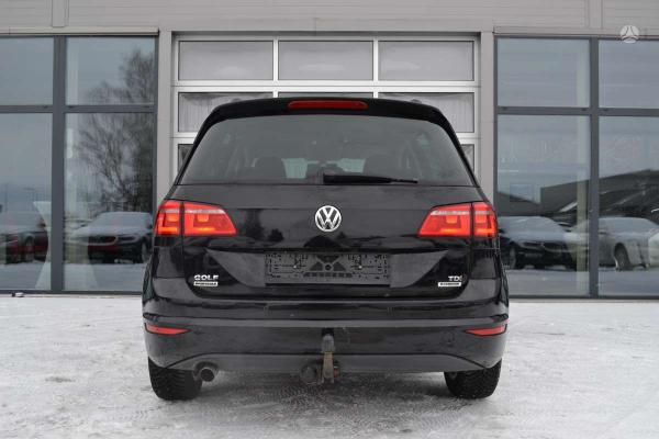 Black Volkswagen Golf Sportsvan 2014 in Vilnius, with an engine capacity of 1.60 L and mileage of 229 thousand km for 7000 €, photo 8 on AUTOMOTO.COM.LV