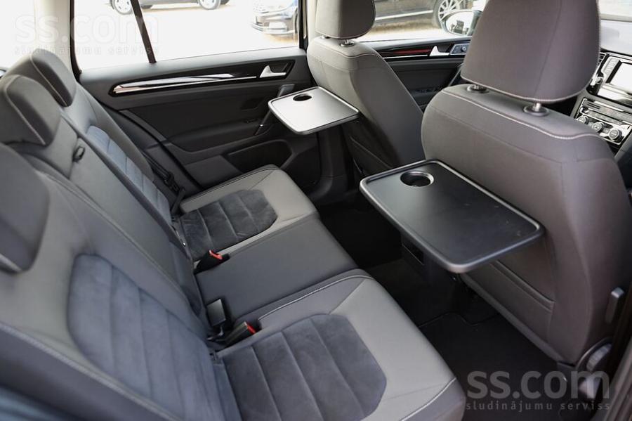 Melns Volkswagen Golf Sportsvan 2014 Tukums, ar dzinēja tilpumu 2.00 L un nobraukumu 233 tūkst. km par 9490 €, foto 12 vietnē AUTOMOTO.COM.LV