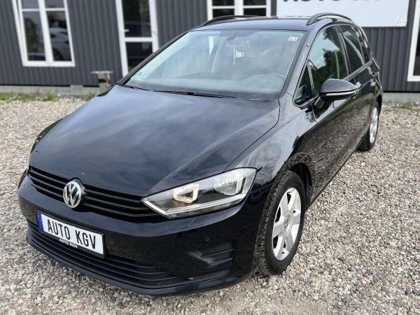 Black Volkswagen Golf Sportsvan 2015 in Kaunas, with an engine capacity of 1.20 L and mileage of 232 thousand km for 6500 €, photo 2 on AUTOMOTO.COM.LV