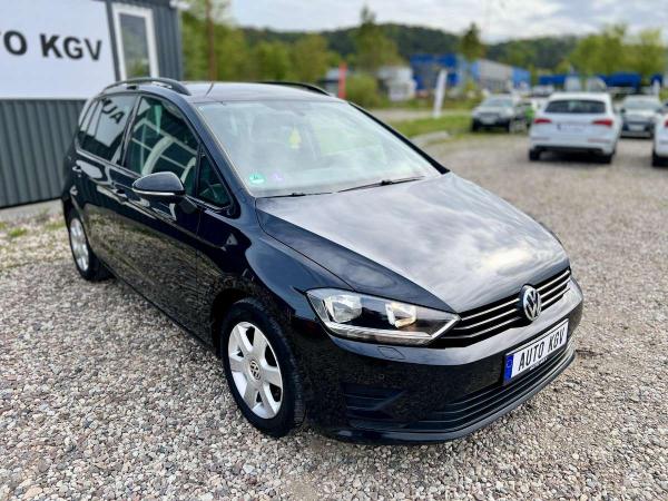 Black Volkswagen Golf Sportsvan 2015 in Kaunas, with an engine capacity of 1.20 L and mileage of 232 thousand km for 6500 €, photo 5 on AUTOMOTO.COM.LV