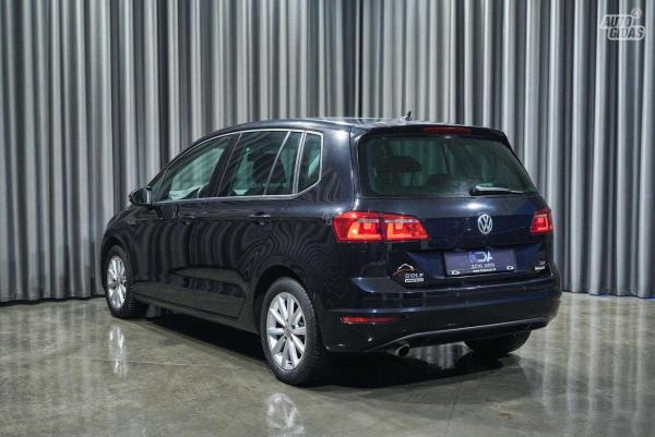 Black Volkswagen Golf Sportsvan 2015 in Marijampole, with an engine capacity of 1.60 L and mileage of 293 thousand km for 8450 €, photo 8 on AUTOMOTO.COM.LV