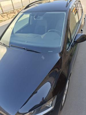 Black Volkswagen Golf Sportsvan 2015 in Klaipeda, with an engine capacity of 1.60 L and mileage of 238 thousand km for 7999 €, photo 7 on AUTOMOTO.COM.LV