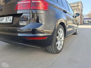 Black Volkswagen Golf Sportsvan 2015 in Klaipeda, with an engine capacity of 1.60 L and mileage of 238 thousand km for 7999 €, photo 26 on AUTOMOTO.COM.LV
