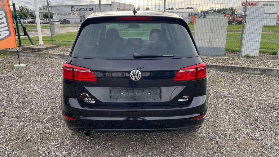 Melns Volkswagen Golf Sportsvan 2015 Marijampole, ar dzinēja tilpumu 1.60 L un nobraukumu 293 tūkst. km par 6990 €, foto 9 vietnē AUTOMOTO.COM.LV