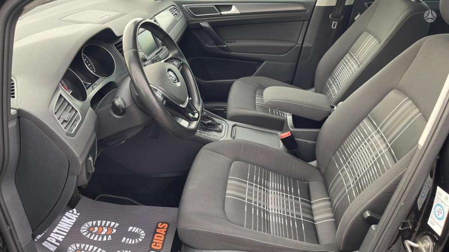 Melns Volkswagen Golf Sportsvan 2015 Marijampole, ar dzinēja tilpumu 1.60 L un nobraukumu 293 tūkst. km par 6990 €, foto 14 vietnē AUTOMOTO.COM.LV