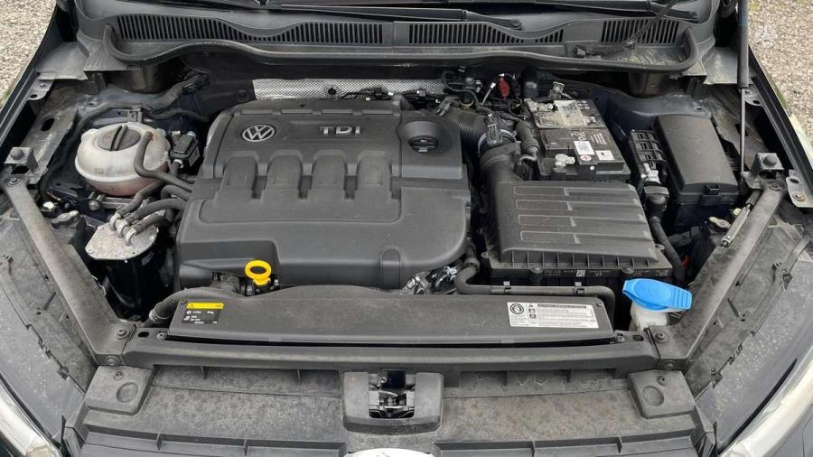 Melns Volkswagen Golf Sportsvan 2015 Marijampole, ar dzinēja tilpumu 1.60 L un nobraukumu 293 tūkst. km par 6990 €, foto 37 vietnē AUTOMOTO.COM.LV