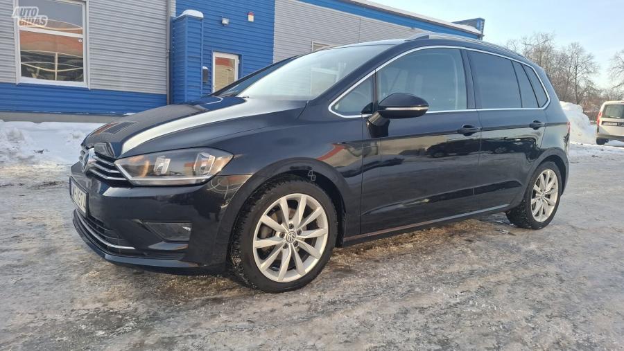 Black Volkswagen Golf Sportsvan 2016 in Klaipeda, with an engine capacity of 1.60 L and mileage of 223 thousand km for 7900 €, photo 3 on AUTOMOTO.COM.LV