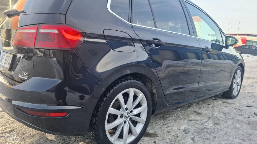 Black Volkswagen Golf Sportsvan 2016 in Klaipeda, with an engine capacity of 1.60 L and mileage of 223 thousand km for 7900 €, photo 9 on AUTOMOTO.COM.LV