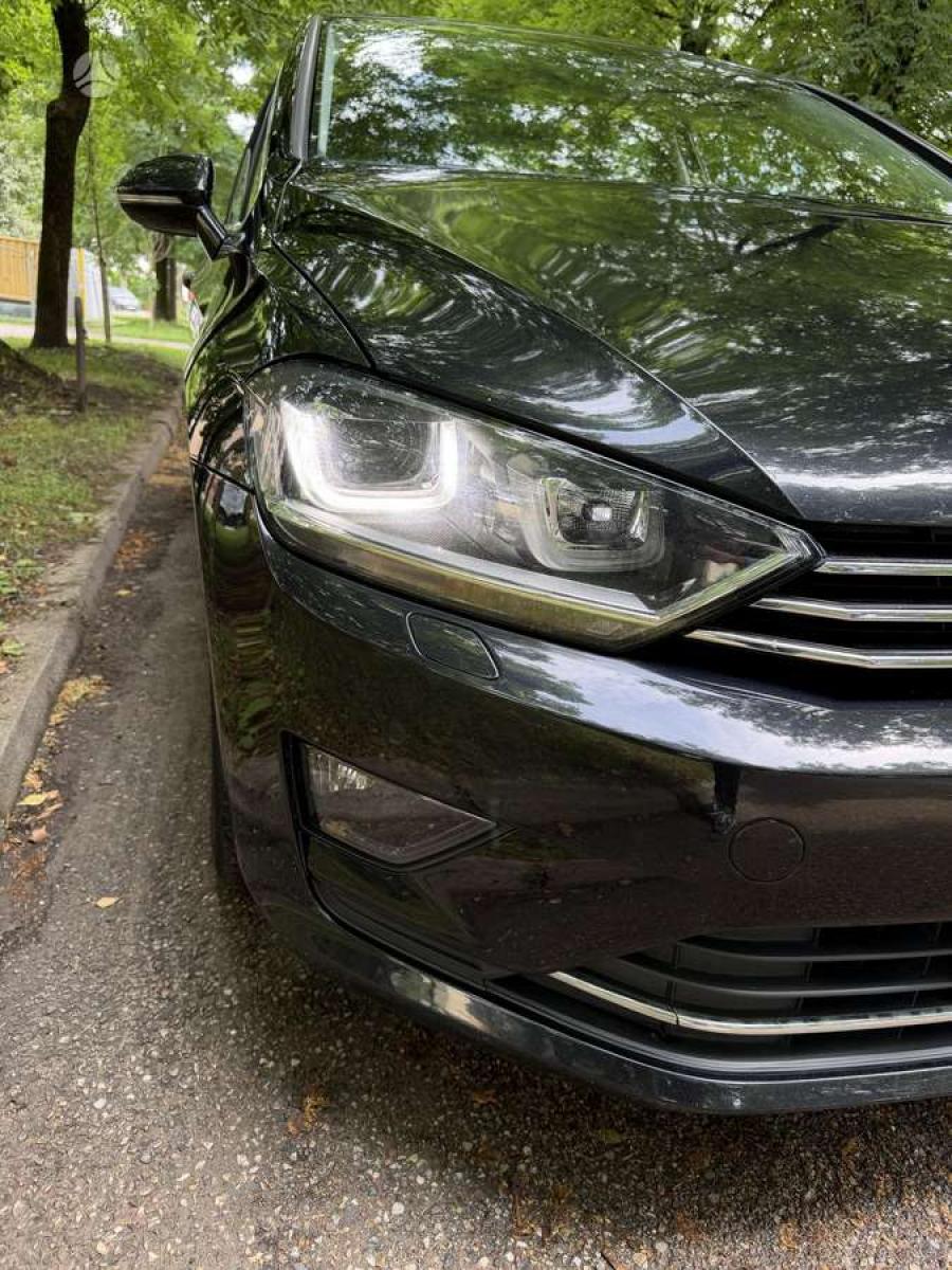 Melns Volkswagen Golf Sportsvan 2017 Kauņa, ar dzinēja tilpumu 1.60 L un nobraukumu 135 tūkst. km par 9000 €, foto 12 vietnē AUTOMOTO.COM.LV