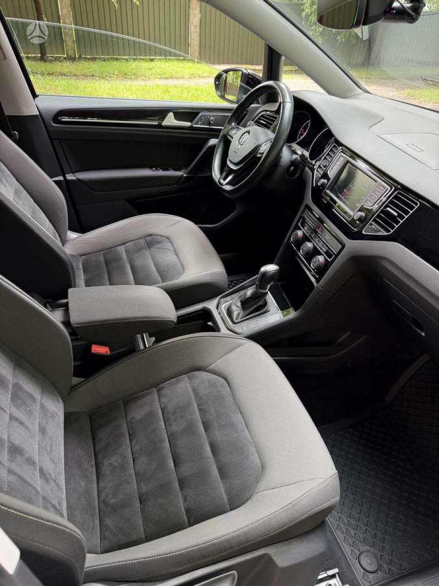 Melns Volkswagen Golf Sportsvan 2017 Kauņa, ar dzinēja tilpumu 1.60 L un nobraukumu 135 tūkst. km par 9000 €, foto 15 vietnē AUTOMOTO.COM.LV