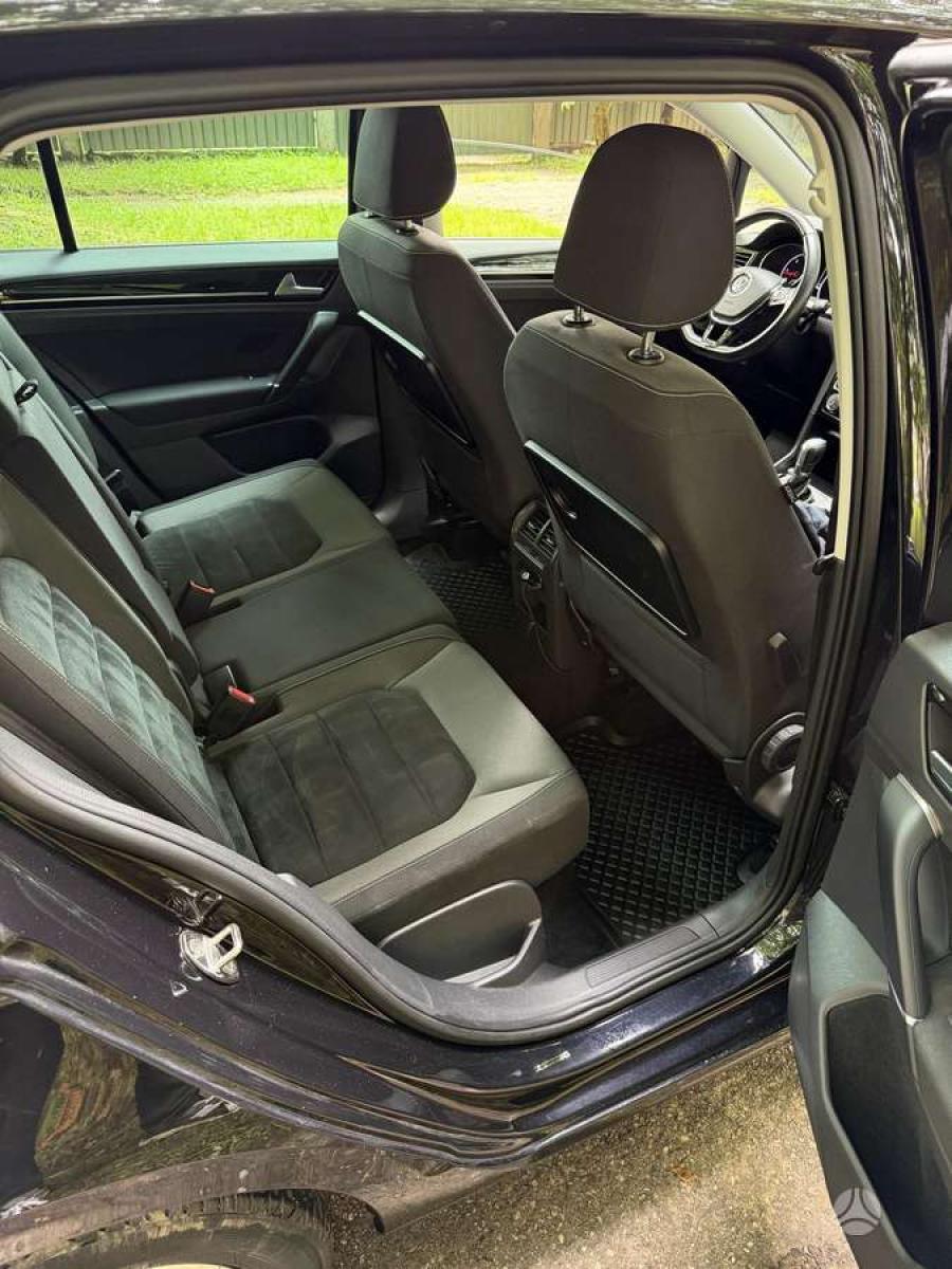 Melns Volkswagen Golf Sportsvan 2017 Kauņa, ar dzinēja tilpumu 1.60 L un nobraukumu 135 tūkst. km par 9000 €, foto 16 vietnē AUTOMOTO.COM.LV
