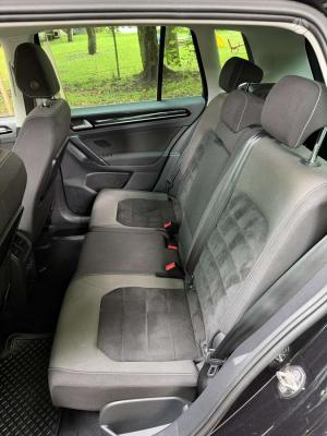 Melns Volkswagen Golf Sportsvan 2017 Kauņa, ar dzinēja tilpumu 1.60 L un nobraukumu 135 tūkst. km par 9000 €, foto 17 vietnē AUTOMOTO.COM.LV
