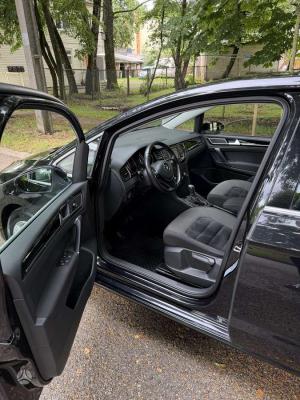 Melns Volkswagen Golf Sportsvan 2017 Kauņa, ar dzinēja tilpumu 1.60 L un nobraukumu 135 tūkst. km par 9000 €, foto 19 vietnē AUTOMOTO.COM.LV