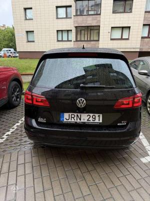Melns Volkswagen Golf Sportsvan 2017 Kauņa, ar dzinēja tilpumu 1.60 L un nobraukumu 135 tūkst. km par 9000 €, foto 22 vietnē AUTOMOTO.COM.LV
