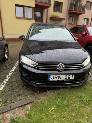 Melns Volkswagen Golf Sportsvan 2017 Kauņa, ar dzinēja tilpumu 1.60 L un nobraukumu 135 tūkst. km par 9000 €, foto 24 vietnē AUTOMOTO.COM.LV